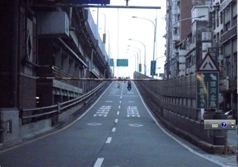 機車通勤族注意！台北橋增設自行車道 機車道空間減半！ 自由電子報汽車頻道