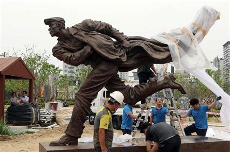 韓国に中国製の安重根像 習主席が制作指示か サッと見ニュース 産経フォト