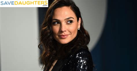Gal Gadot Wiki Biography Family Age Boyfriend Net Worth Photos
