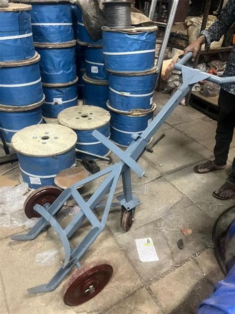 Manual Drum Handler At ₹ 7800 Piece ड्रम लिफ्टर In Thane Id 2855663083933