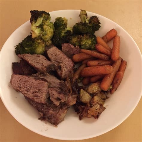 뉴욕 스트립 스테이크 New York Strip Steak