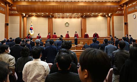 대한민국은 민주공화국… 헌법 1조 1항 인용한 헌재 [뉴스 ]