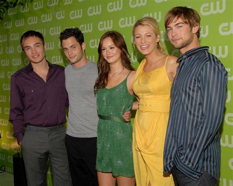 Why Was ‘gossip Girl Canceled Series Over After Season 2 J 14