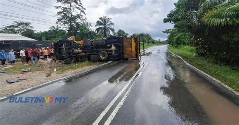 Elak Jalan Berlubang Pemandu Lori Sampah Maut Buletin Tv3 Malaysia