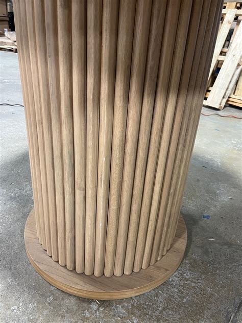 Trumbull Round Pedestal Dining Table With Fluted Base Salvage And Co Indy