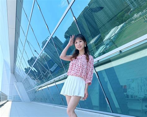 新聞人禮讚 中天新聞李郁涵 Facebook