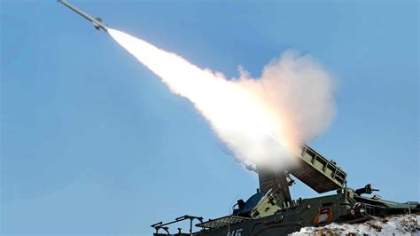 Sankce Nedokázaly Ukončit Jaderný Program Kldr Výrazně Ale Zpomalily Jeho Vývoj Hospodářské