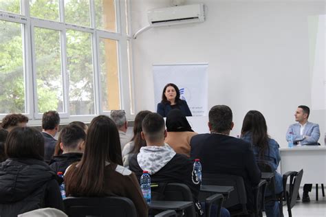 Универзитет Мајка Тереза