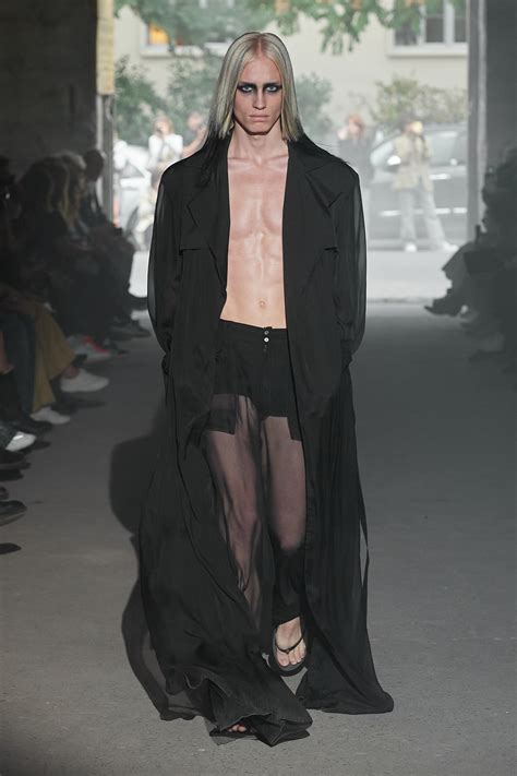 Ac9 Rtw Spring 2023 [photos]