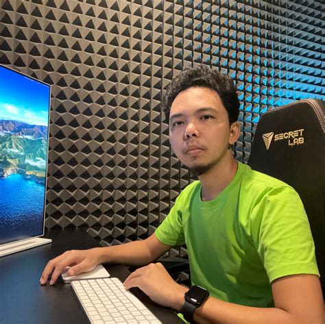 Eko Kurniawan Khannedy