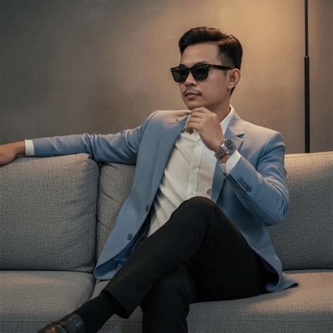 និមល មុនី