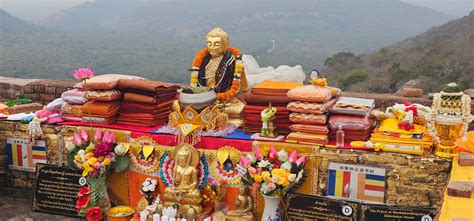 ตามรอยบาทพระศาส ตามรอยบาทพระศาสดาสี่สังเวชนียสถาน อินเดีย