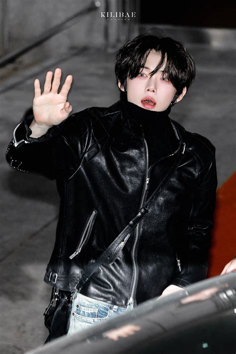 [잡담] 투바투 연준 뮤뱅 퇴근길 미쳤 인스티즈 Instiz 연예 카테고리