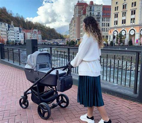 Как одеть здорового ребенка на прогулку важные советы доктора Комаровского Обсуждение статьи