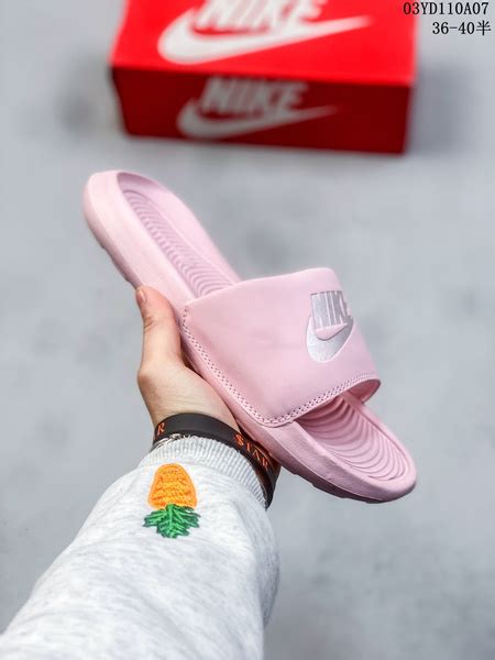 Тапочки Nike - купить с доставкой по выгодным ценам в интернет-магазине ...