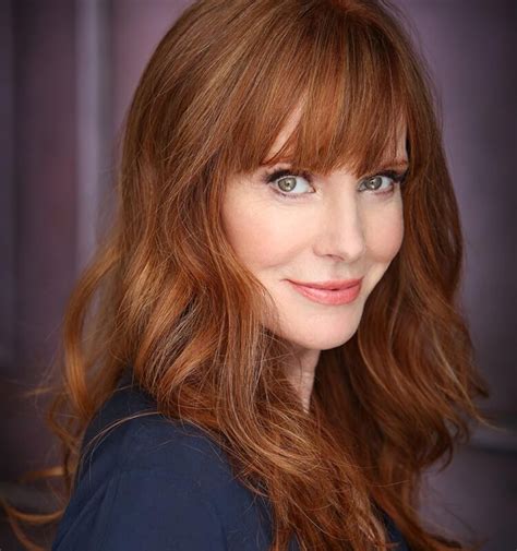 7 Hot Sexy Helen Daniels Bikini Pics