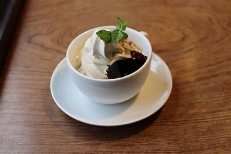 ギャラリー 徳島のコーヒー文化を牽引するオーソリティーTOKUSHIMA COFFEE WORKS徳島コーヒーワークス 朝日