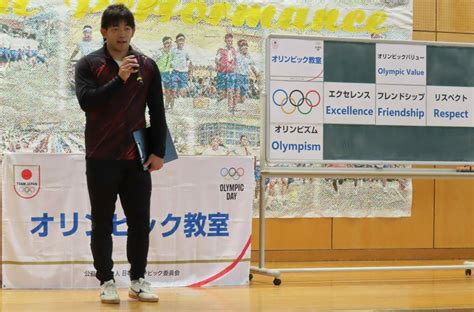 本日、高崎市立佐野中学校にて、陸上競技 の 小南拓人 さん、アイスホッケー の 大澤ちほ さんによる オリンピック教室 を実施いたし