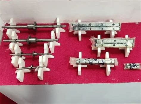 Standard Bearing Steel Hiwin Linear Guideway For Rail Block At 1000 Piece In Coimbatore