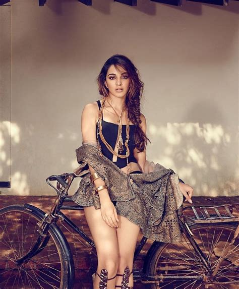 Kiara Advani Is Sizzling In This Super Hot Pic Kiara Advani Hot And Sexy Photos Kiara Hot