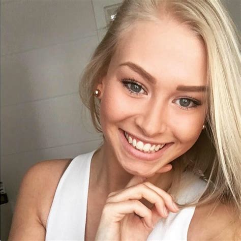 Sandra Strobel Chef De Rang Pier51 Stuttgart Degerloch Gronda