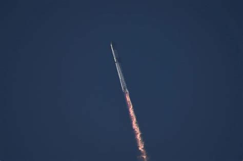 马斯克火星梦迈进一步：史上最强火箭spacex星舰升空后爆炸未来2澎湃新闻 The Paper