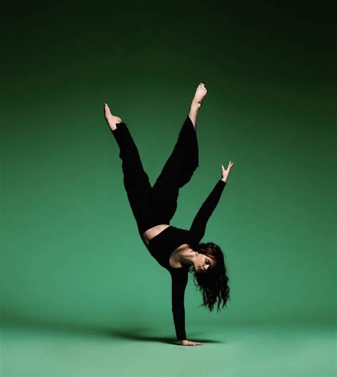 Pin By Brooke Sanchez On Gigi Dance Photo Shots Dance Picture Poses Dance Photography Poses