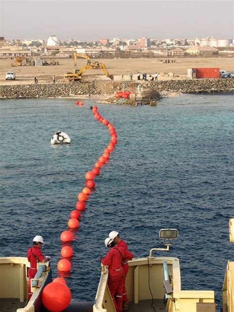 For Immigrants New Cable A Long Awaited Connection Mpr News