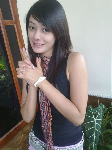 Cewek Cewek Yang Menggoda Hati Alexbucely