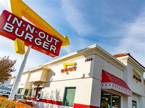 Top 15 In N Out Burger Interview Questions And Answers 2024 Maxresumes