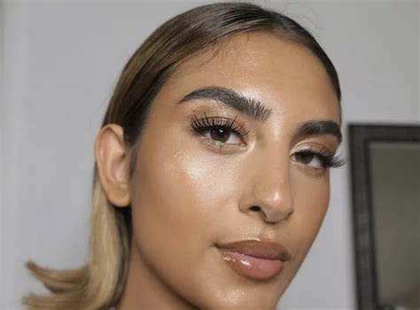 Deniz Booking Agent Talent Roster Mn2s