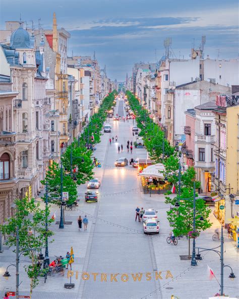 ქართველები ლოძში ფირმა ვეგა გეო აცხადებს ვაკანსიას მამაკაცებისთვის Facebook