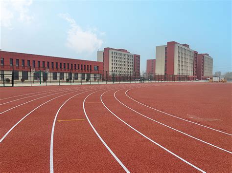 中诚佑德（沧州）体育设施有限公司 预制型橡胶跑道铺装技术 橡胶预制型跑道材料厂家