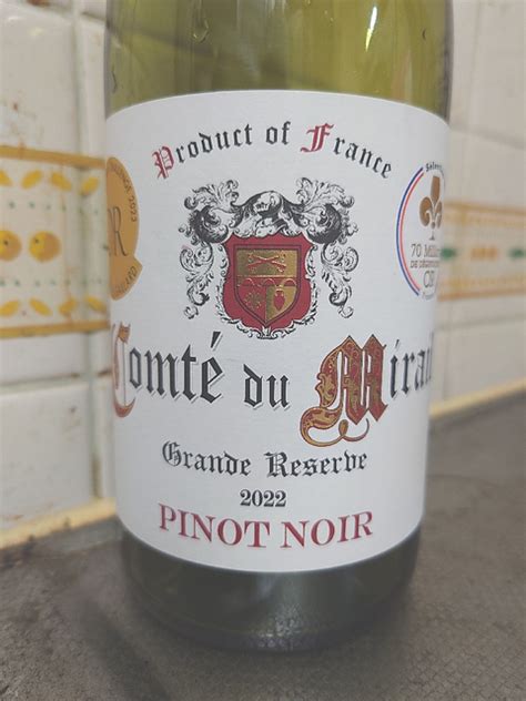 Comté du Mirail Grande Réserve Pinot | Vinica 無料のワインアプリ