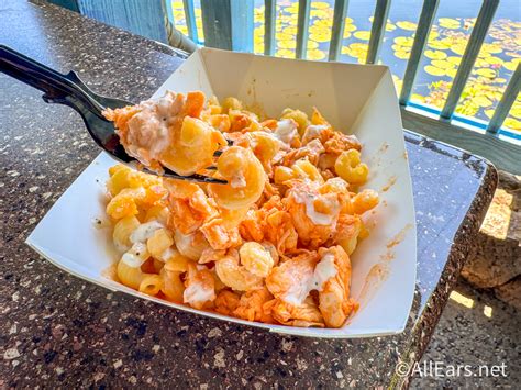 Review We Tried The New Mac And Cheese Menu At This Underrated Disney