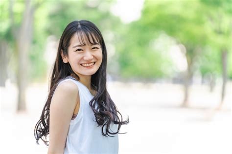 小柄な彼女のほうがモテる？小柄な女性を好きになる男性心理を解説します！ Betweenブログ