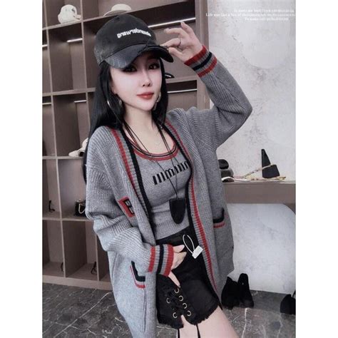 Свитер Miu Miu купить на Ozon по низкой цене 1747568694