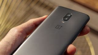 Oneplus T Vs Samsung Galaxy S Which Is Better Techradar
