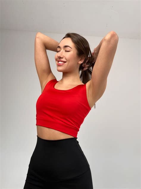 Купити Топ майка мікродайвінг червона з доставкою по Україні