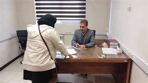 معاون قضایی دادگستری کل استان تهران در مرکز ارتباطات مردمی قوه قضاییه به مشکلات مراجعان رسیدگی کرد