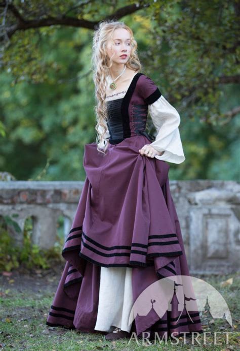 Pin By 희주 김 On 복식자료 Renaissance Dresses Renaissance Fashion Medieval Dress