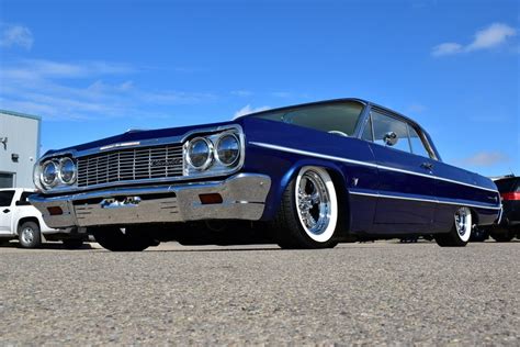 Lowrider Impala 64 Blue