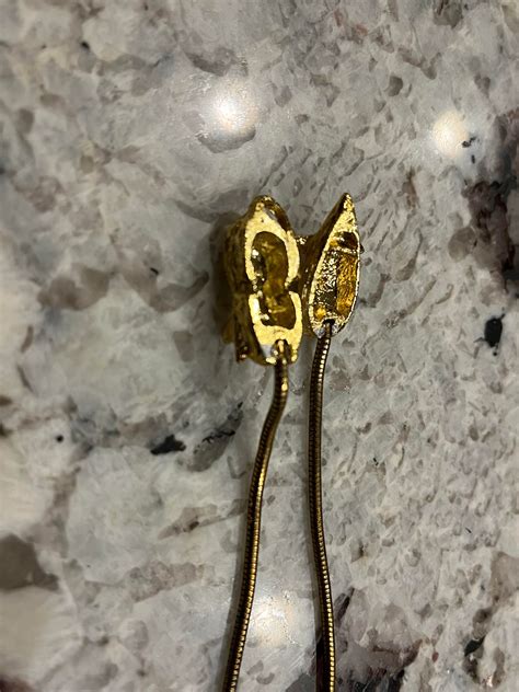 What Is This Gold Plated Chain With No Observable Clasp Rwhatisthisthing