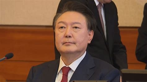 헌재 직접 변론한 윤 대통령…국회의원 끌어내기·계엄 포고령 부인