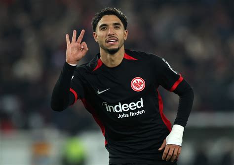 Qui Est Omar Marmoush Lattaquant Suivi Par Manchester City