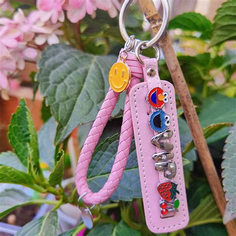 情侣汽车钥匙扣创意diy定制名字挂件动漫女生小丸子面包超人挂件 虎窝淘