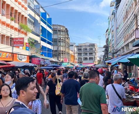 หาดใหญ่แตก นทท ชาวมาเลย์ปิดเมือง แห่เที่ยวช่วงวันหยุดทำร้านรวงสุดคึกคัก
