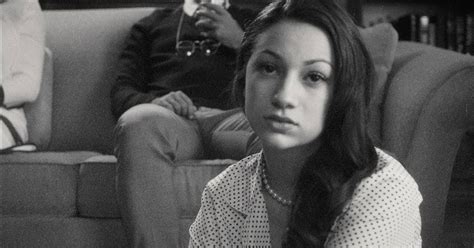 Bhad Bhabie Treedt In De Voetsporen Van Oa Queen Elizabeth Ii Dalai