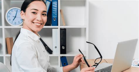 HRIS Definisi Fitur Fitur Dan Manfaatnya Bagi Perusahaan GajiGesa