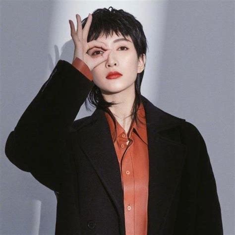 短发造型2022年最新款女图片2022年流行的三款短发发型 可可情感网